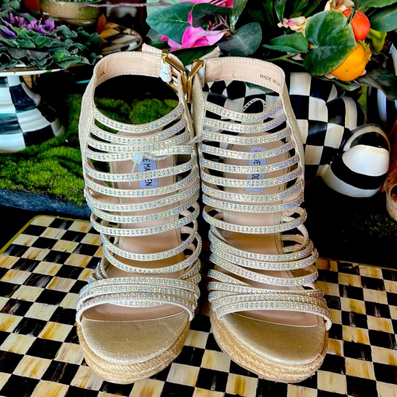 Steve Madden | Shoes | Steve Madden Garrden Gold Multi Wedge ...